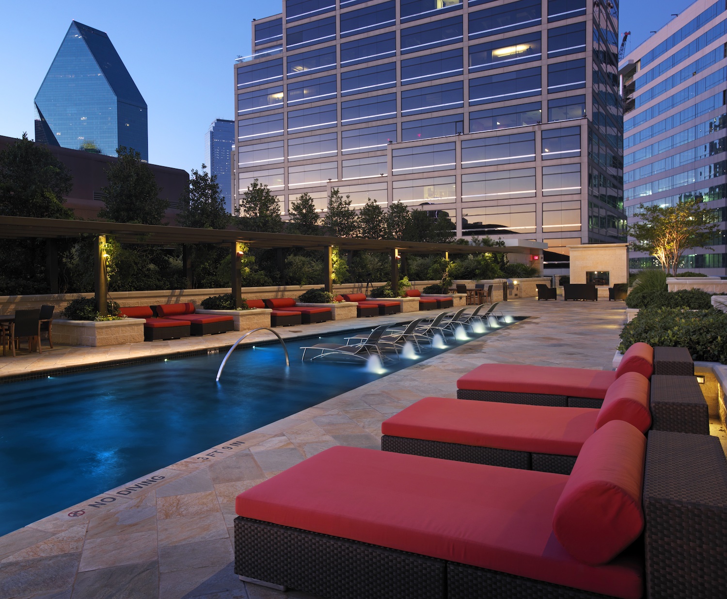 uptown luxury apartments uptown luxury apartments